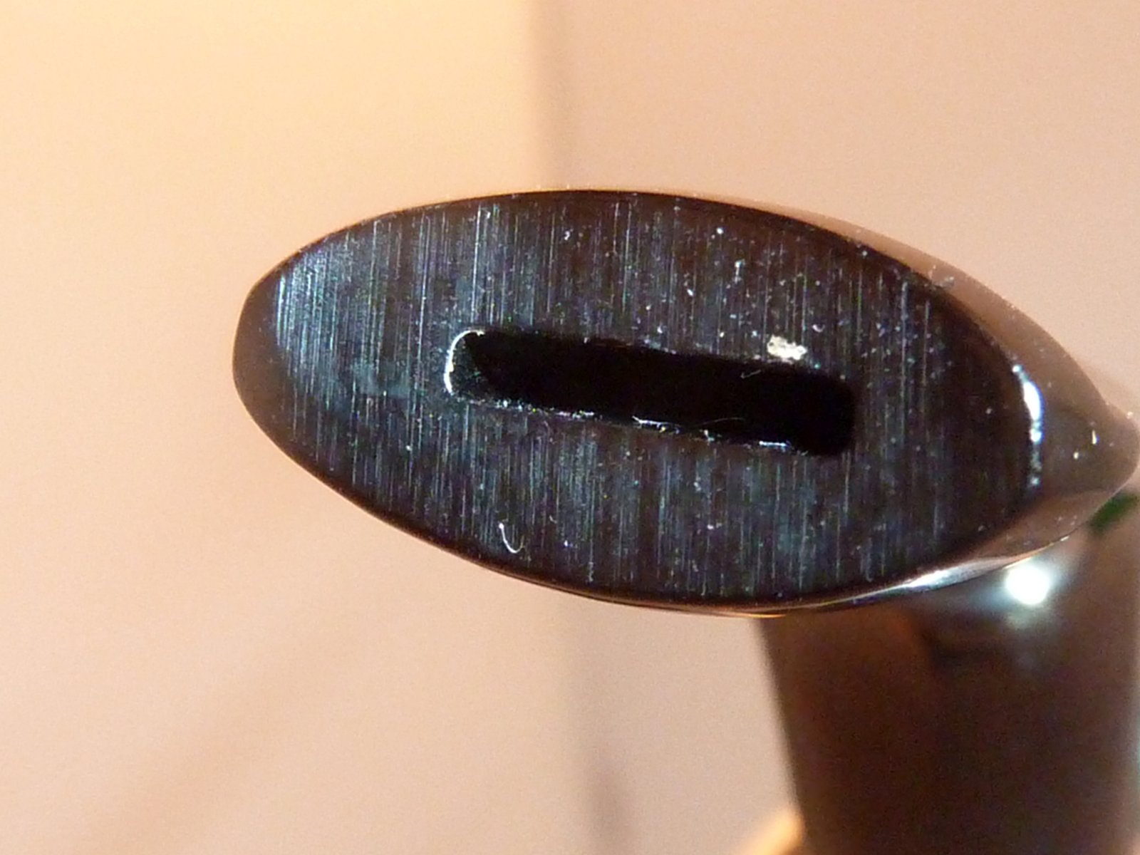 01 Button detail – Peterson Pipe Notes