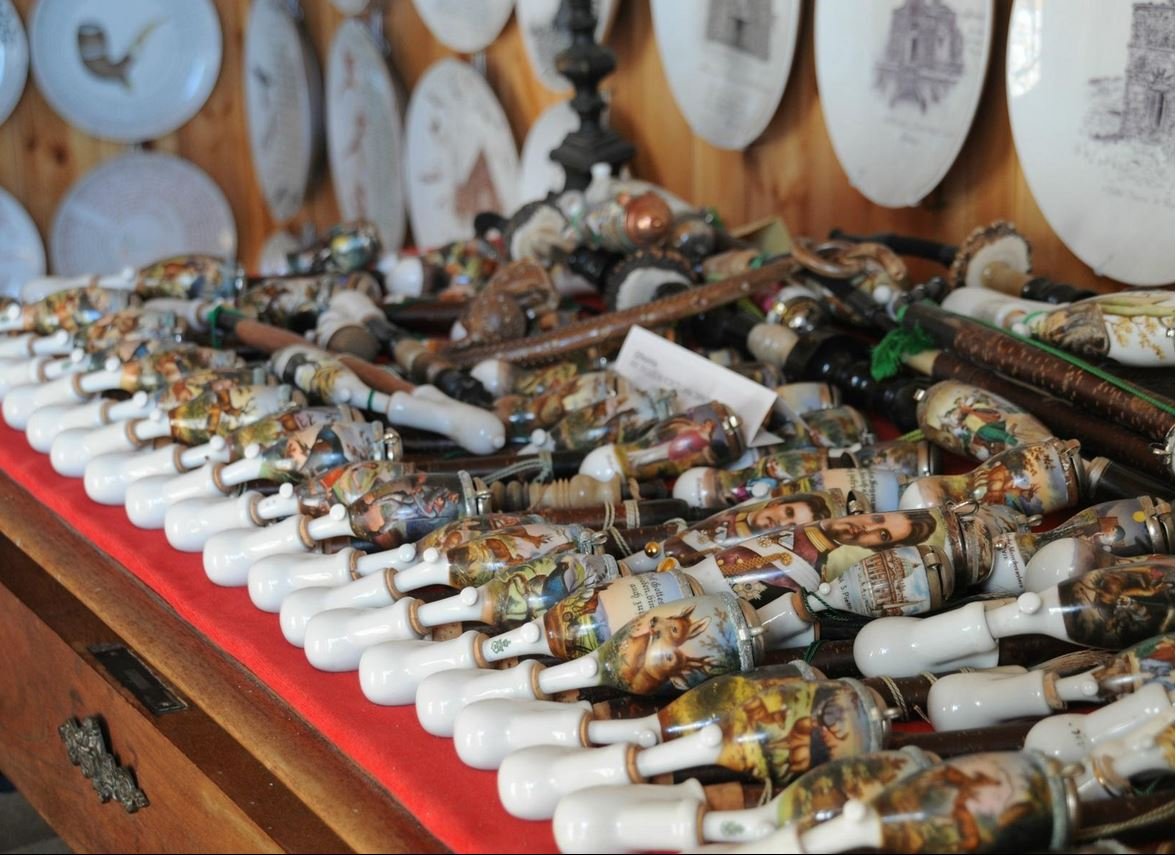 A 10 18b Austrian Porcelin Pipes – Peterson Pipe Notes
